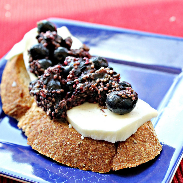 100 Ways to Use Blueberries